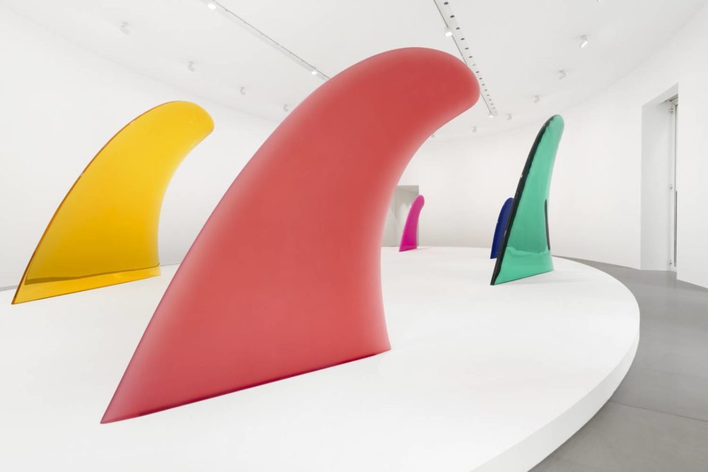 Alex Israel "Fins" Gagosian / Roma | | Flash Art